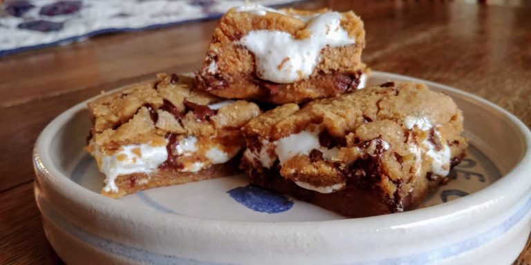 The Kitchen Wench - Enchanted to serve…dinner, cookies, cakes….