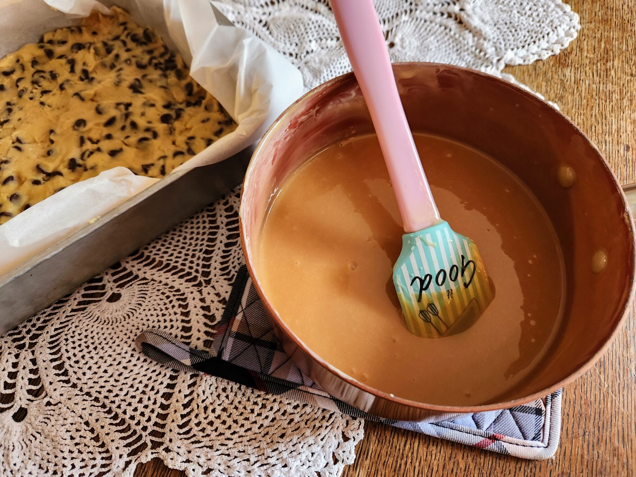 Ooey Gooey Salted Caramel Chocolate Chip Bars - The Kitchen Wench